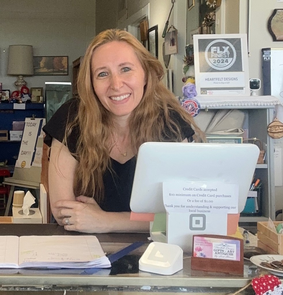 Heartfelt Designs – Artisan Gifts and Antique Store